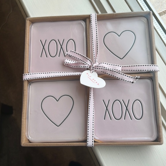 Rae Dunn | Holiday | Rae Dunn By Magenta Pink Valentines Ceramic ...